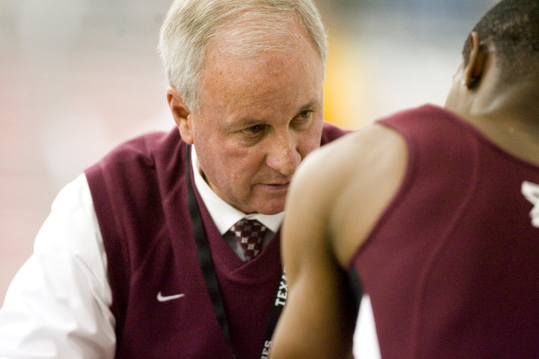 Texas Sports Hall of Fame inducts legendary coach Pat Henry - Texas ...